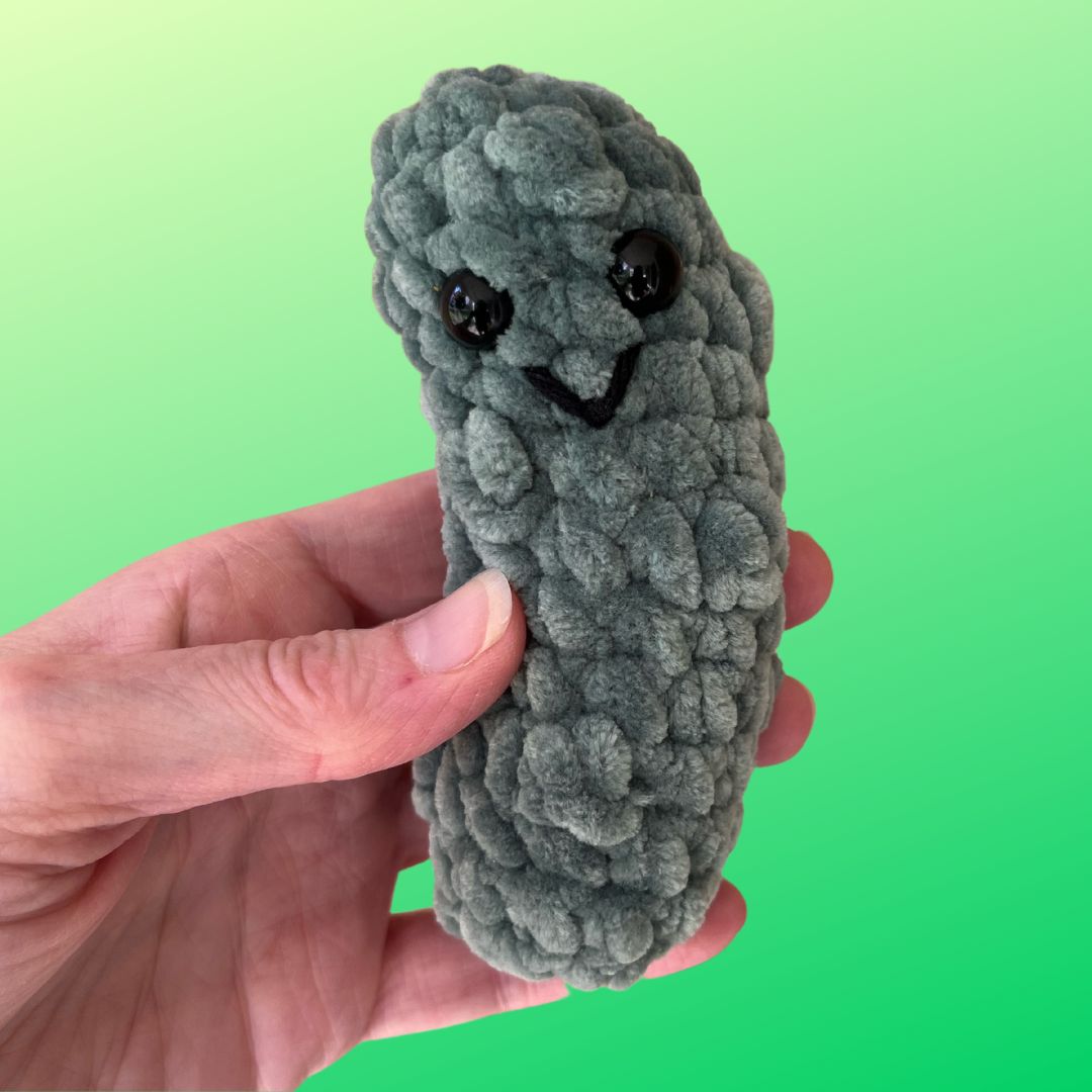Free Mini Pickle No-Sew Crochet Pattern & Free Pickle Tags ...